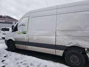 White Volkswagen Crafter 2017 in Utena, with an engine capacity of 2.00 L and mileage of 247 thousand km for 4999 €, photo 6 on AUTOMOTO.COM.LV