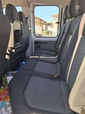 White Volkswagen Crafter 2017 in Kaunas, with an engine capacity of 2.00 L and mileage of 253 thousand km for 13500 €, photo 12 on AUTOMOTO.COM.LV