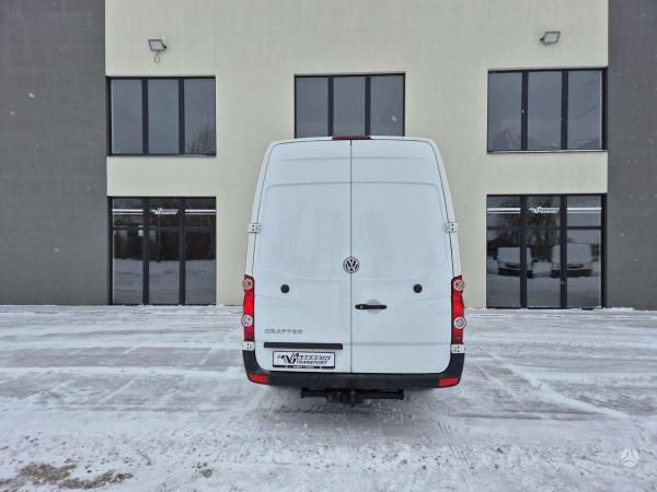 White Volkswagen Crafter 2017 in Marijampole, with an engine capacity of 1.97 L and mileage of 248 thousand km for 14500 €, photo 7 on AUTOMOTO.COM.LV