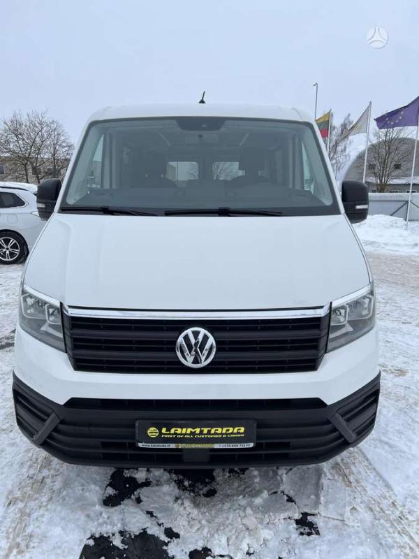 White Volkswagen Crafter 2017 in Telschi, with an engine capacity of 1.97 L and mileage of 279 thousand km for 18755 €, photo 2 on AUTOMOTO.COM.LV