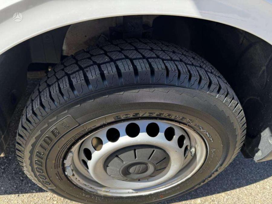 Balts Volkswagen Crafter 2017 Radviliškis, ar dzinēja tilpumu 1.97 L un nobraukumu 196 tūkst. km par 17726 €, foto 26 vietnē AUTOMOTO.COM.LV