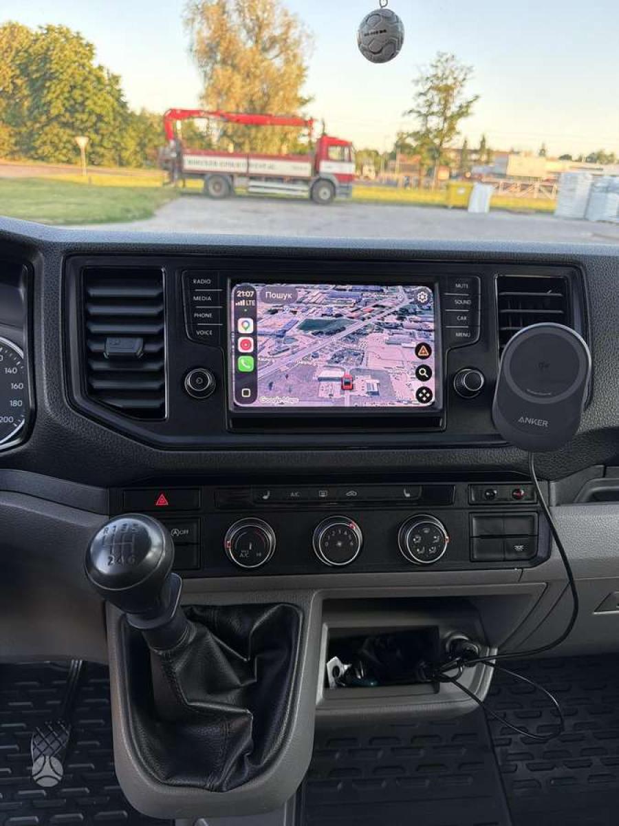 Balts Volkswagen Crafter 2017 Marijampole, ar dzinēja tilpumu 1.97 L un nobraukumu 283 tūkst. km par 19800 €, foto 13 vietnē AUTOMOTO.COM.LV