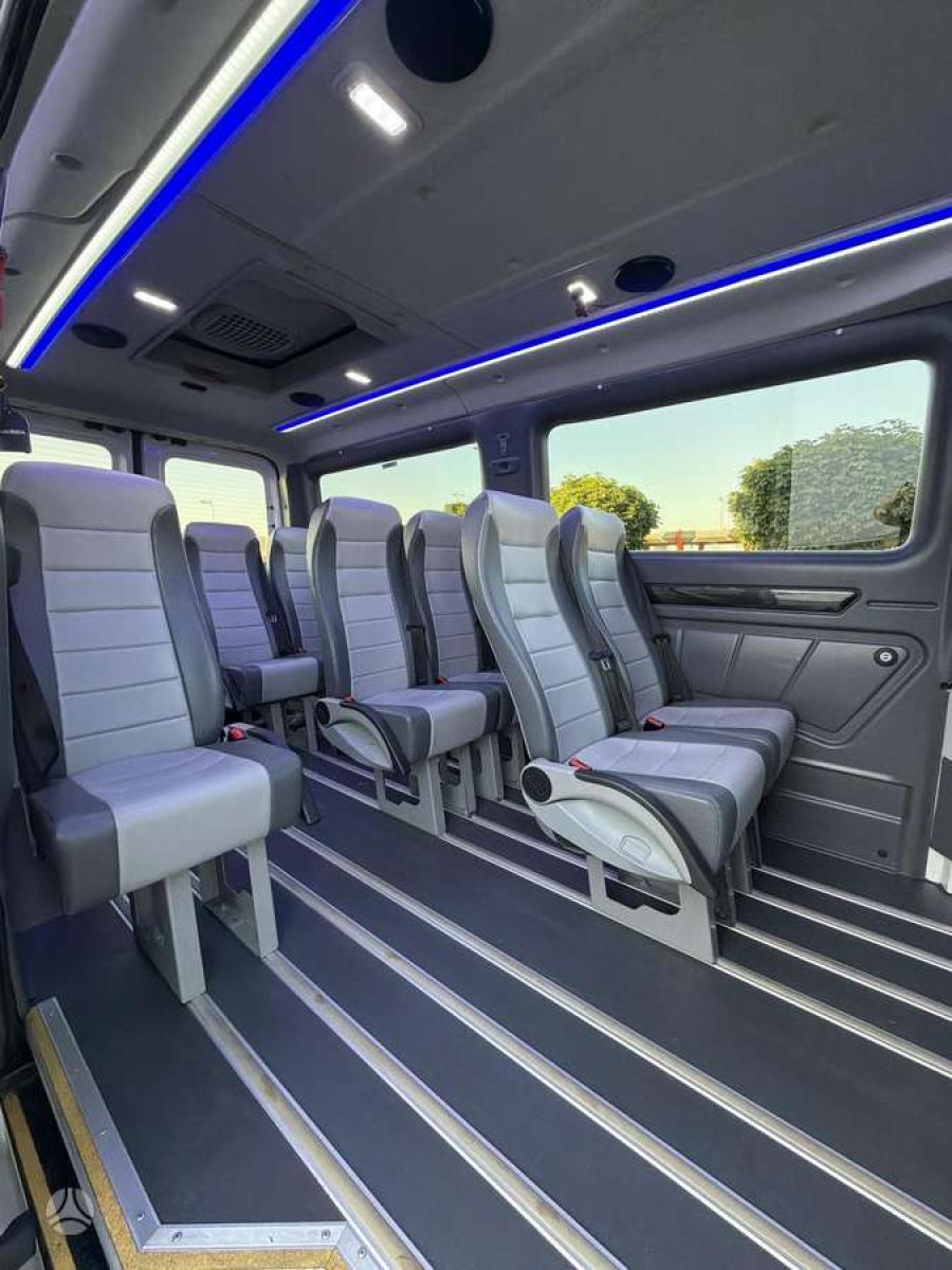 Balts Volkswagen Crafter 2017 Marijampole, ar dzinēja tilpumu 1.97 L un nobraukumu 283 tūkst. km par 19800 €, foto 19 vietnē AUTOMOTO.COM.LV