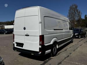 White Volkswagen Crafter 2017 in Radviliskis, with an engine capacity of 1.97 L and mileage of 196 thousand km for 17726 €, photo 8 on AUTOMOTO.COM.LV