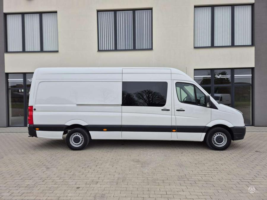 White Volkswagen Crafter 2017 in Marijampole, with an engine capacity of 1.97 L and mileage of 229 thousand km for 15500 €, photo 6 on AUTOMOTO.COM.LV