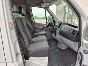 White Volkswagen Crafter 2017 in Marijampole, with an engine capacity of 1.97 L and mileage of 229 thousand km for 15500 €, photo 32 on AUTOMOTO.COM.LV
