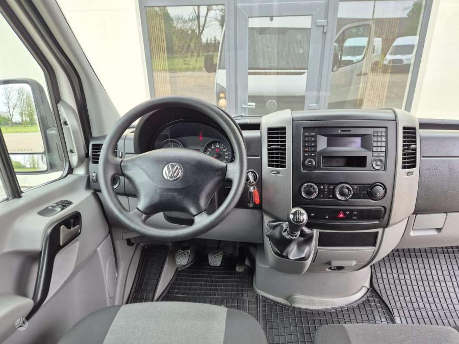Balts Volkswagen Crafter 2017 Marijampole, ar dzinēja tilpumu 1.97 L un nobraukumu 229 tūkst. km par 14500 €, foto 15 vietnē AUTOMOTO.COM.LV