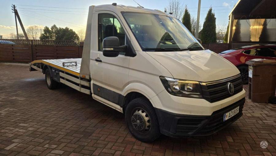 White Volkswagen Crafter 2018 in Taurage, with an engine capacity of 2.00 L and mileage of 161 thousand km for 23800 €, photo 13 on AUTOMOTO.COM.LV