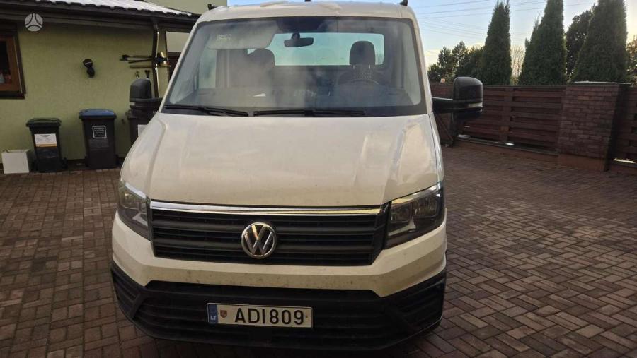White Volkswagen Crafter 2018 in Taurage, with an engine capacity of 2.00 L and mileage of 161 thousand km for 23800 €, photo 15 on AUTOMOTO.COM.LV