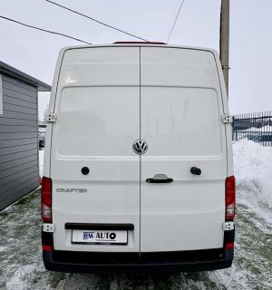 Balts Volkswagen Crafter 2018 Panevēža, ar dzinēja tilpumu 1.97 L un nobraukumu 240 tūkst. km par 19700 €, foto 7 vietnē AUTOMOTO.COM.LV