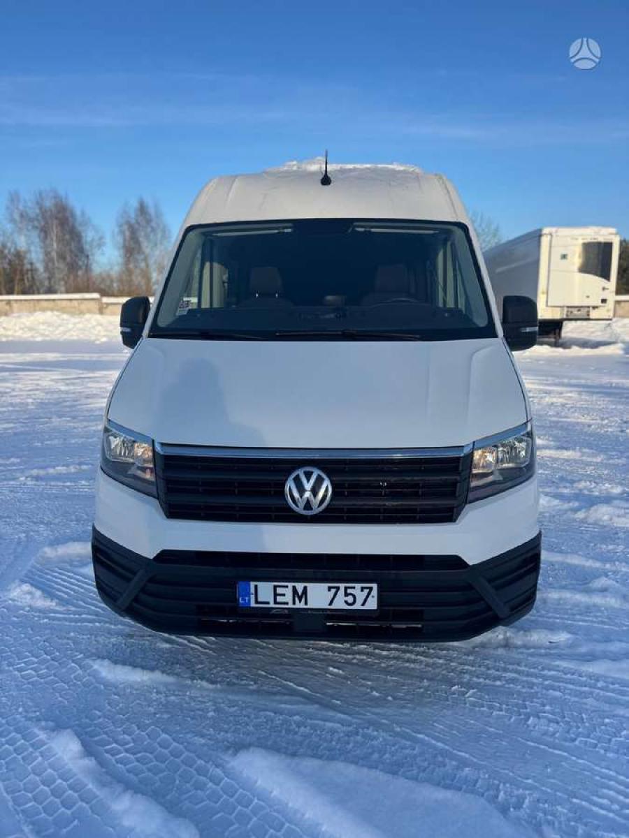 White Volkswagen Crafter 2018 in Kedainiai, with an engine capacity of 1.97 L and mileage of 511 thousand km for 18755 €, photo 2 on AUTOMOTO.COM.LV