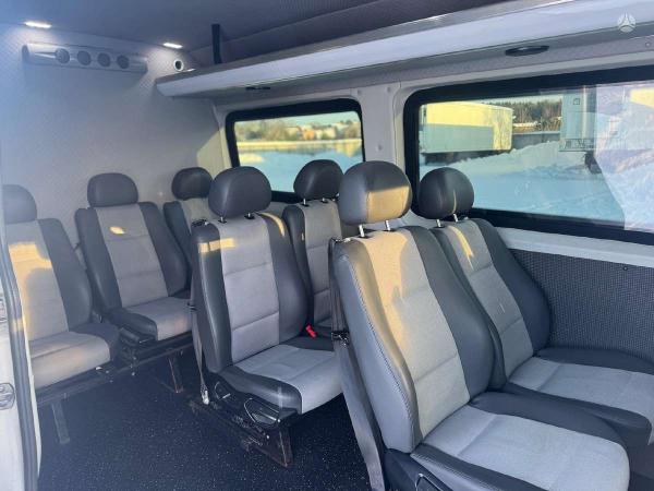 White Volkswagen Crafter 2018 in Kedainiai, with an engine capacity of 1.97 L and mileage of 511 thousand km for 18755 €, photo 10 on AUTOMOTO.COM.LV