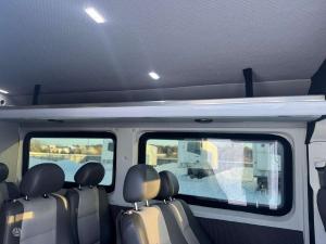 White Volkswagen Crafter 2018 in Kedainiai, with an engine capacity of 1.97 L and mileage of 511 thousand km for 18755 €, photo 11 on AUTOMOTO.COM.LV