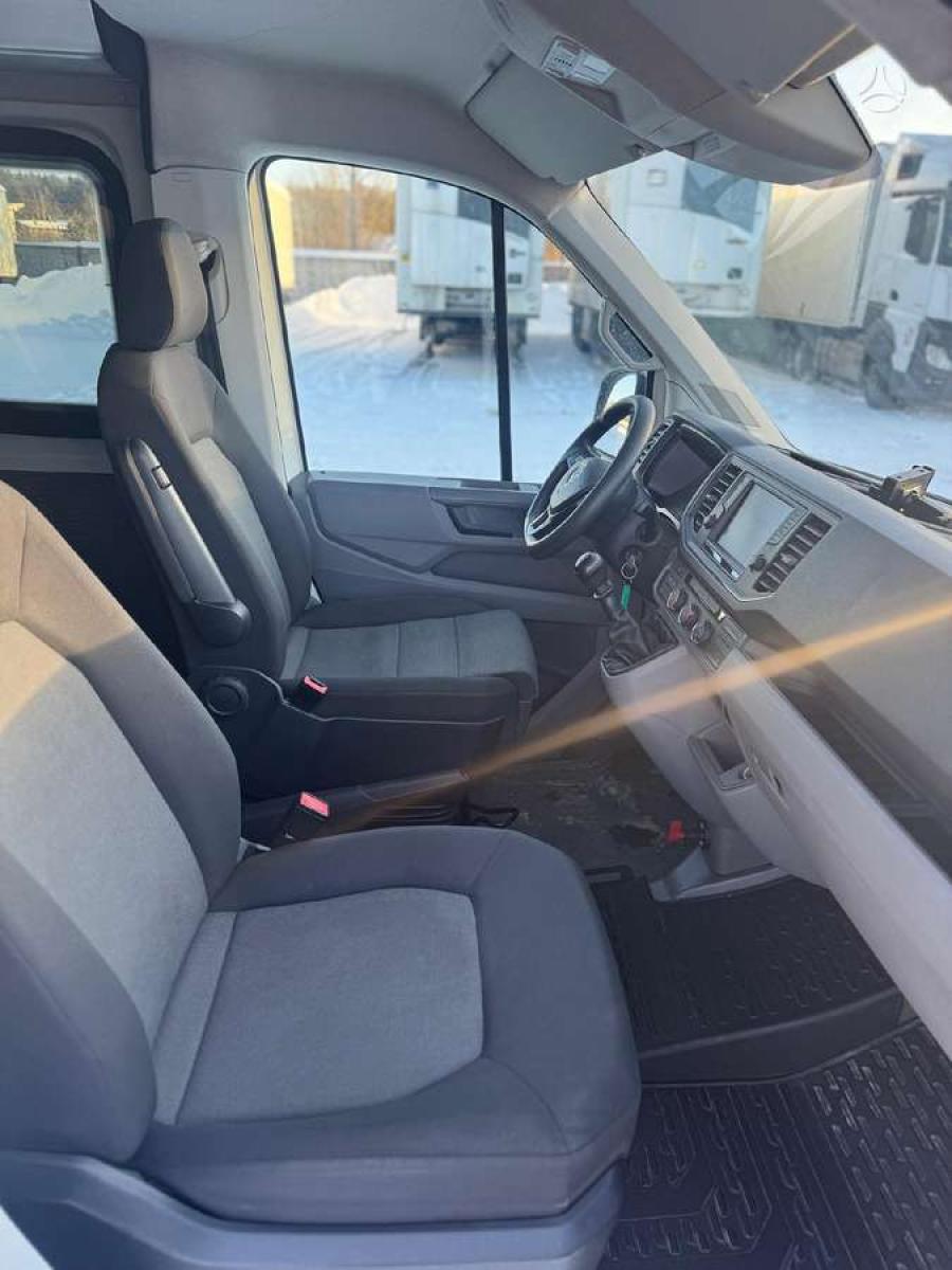 White Volkswagen Crafter 2018 in Kedainiai, with an engine capacity of 1.97 L and mileage of 511 thousand km for 18755 €, photo 14 on AUTOMOTO.COM.LV