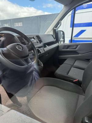 White Volkswagen Crafter 2018 in Kaunas, with an engine capacity of 1.97 L and mileage of 400 thousand km for 6000 €, photo 3 on AUTOMOTO.COM.LV