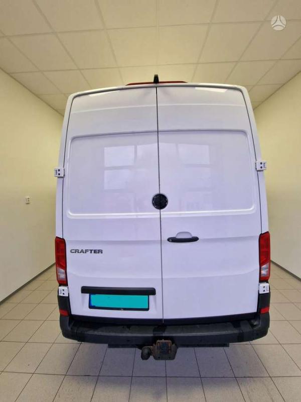 Balts Volkswagen Crafter 2018 Klaipėda, ar dzinēja tilpumu 1.97 L un nobraukumu 380 tūkst. km par 7300 €, foto 5 vietnē AUTOMOTO.COM.LV