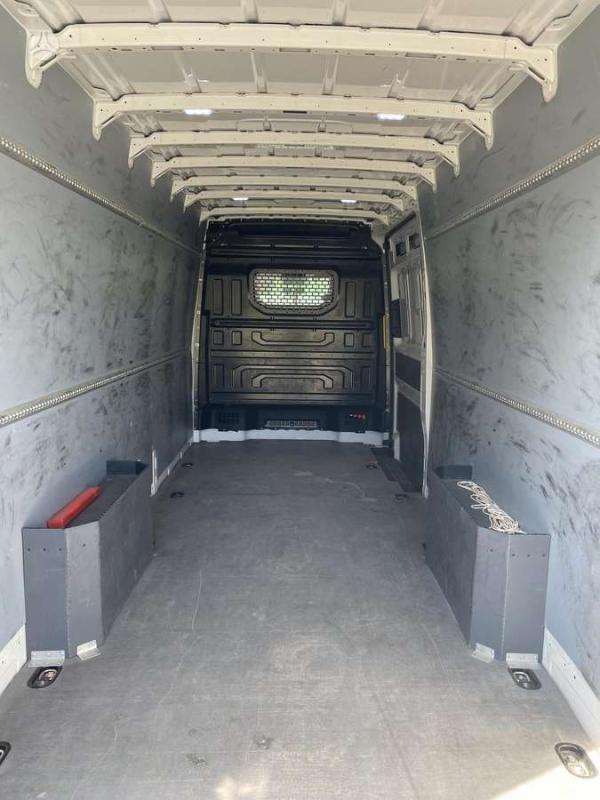 Volkswagen Crafter 2018 Utena vietnē Balts Volkswagen Crafter 2018 Utena, ar dzinēja tilpumu 1.97 L un nobraukumu 268 tūkst. km par 11550 €, foto 7 vietnē AUTOMOTO.COM.LV