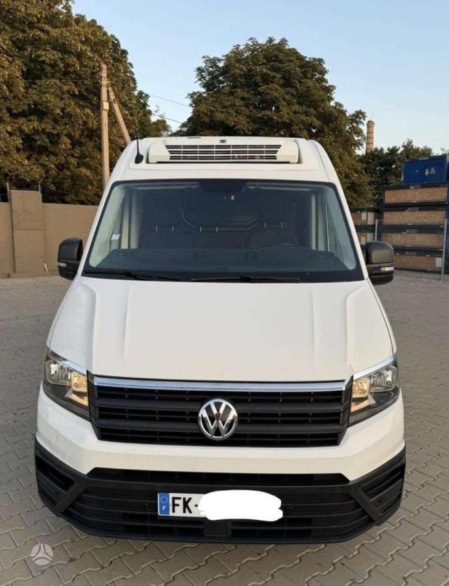 White Volkswagen Crafter 2019 in Kaunas, with an engine capacity of 2.00 L and mileage of 386 thousand km for 10850 €, photo 2 on AUTOMOTO.COM.LV