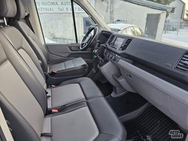 White Volkswagen Crafter 2019 in Klaipeda, with an engine capacity of 2.00 L and mileage of 180 thousand km for 15718 €, photo 10 on AUTOMOTO.COM.LV