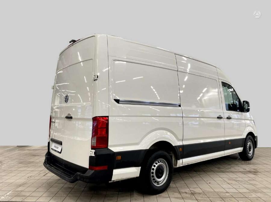 White Volkswagen Crafter 2019 in Kaunas, with an engine capacity of 1.97 L and mileage of 244 thousand km for 15800 €, photo 4 on AUTOMOTO.COM.LV