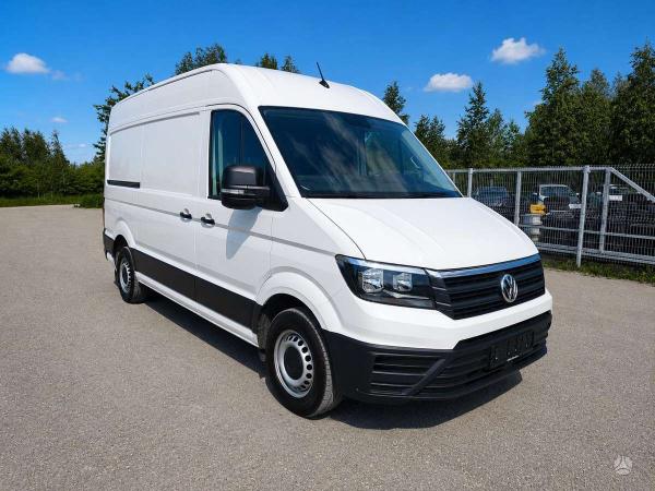 White Volkswagen Crafter 2019 in Pakruojis, with an engine capacity of 2.00 L and mileage of 208 thousand km for 12800 €, photo 3 on AUTOMOTO.COM.LV