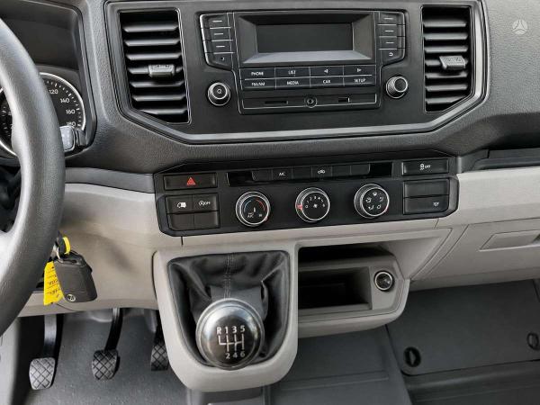 White Volkswagen Crafter 2019 in Pakruojis, with an engine capacity of 2.00 L and mileage of 208 thousand km for 12800 €, photo 8 on AUTOMOTO.COM.LV
