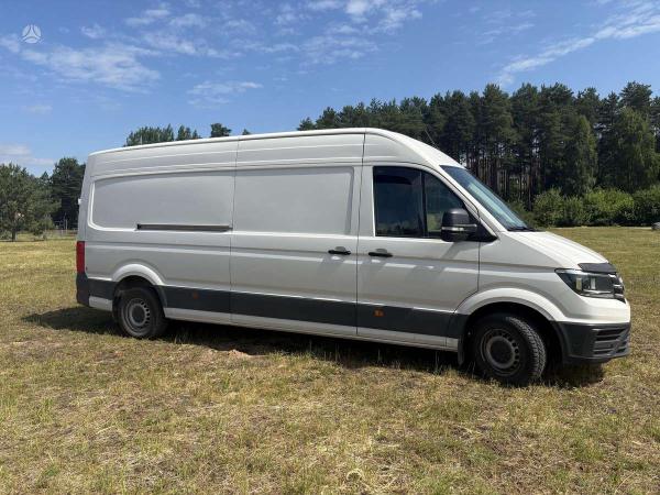 White Volkswagen Crafter 2019 in Visaginas, with an engine capacity of 2.00 L and mileage of 284 thousand km for 15000 €, photo 3 on AUTOMOTO.COM.LV