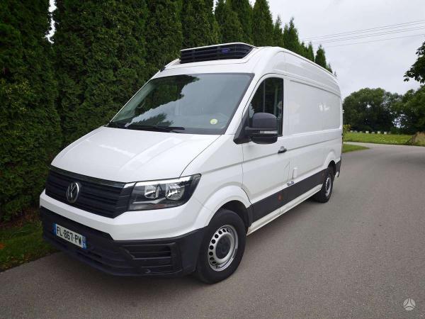 White Volkswagen Crafter 2019 in Taurage, with an engine capacity of 2.00 L and mileage of 216 thousand km for 15800 €, photo 1 on AUTOMOTO.COM.LV