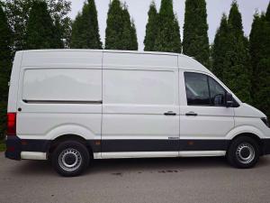 White Volkswagen Crafter 2019 in Taurage, with an engine capacity of 2.00 L and mileage of 216 thousand km for 15800 €, photo 9 on AUTOMOTO.COM.LV