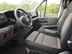 White Volkswagen Crafter 2019 in Taurage, with an engine capacity of 2.00 L and mileage of 216 thousand km for 15800 €, photo 12 on AUTOMOTO.COM.LV