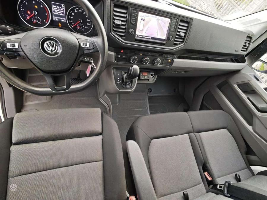 White Volkswagen Crafter 2019 in Taurage, with an engine capacity of 2.00 L and mileage of 216 thousand km for 15800 €, photo 13 on AUTOMOTO.COM.LV