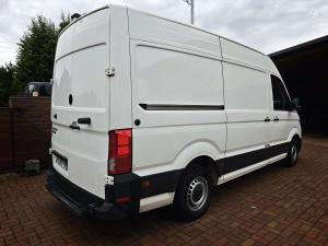 White Volkswagen Crafter 2019 in Taurage, with an engine capacity of 2.00 L and mileage of 217 thousand km for 15400 €, photo 4 on AUTOMOTO.COM.LV
