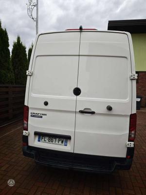 White Volkswagen Crafter 2019 in Taurage, with an engine capacity of 2.00 L and mileage of 217 thousand km for 15400 €, photo 7 on AUTOMOTO.COM.LV