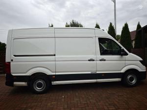 White Volkswagen Crafter 2019 in Taurage, with an engine capacity of 2.00 L and mileage of 217 thousand km for 15400 €, photo 8 on AUTOMOTO.COM.LV