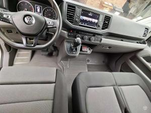 White Volkswagen Crafter 2019 in Taurage, with an engine capacity of 2.00 L and mileage of 217 thousand km for 15400 €, photo 11 on AUTOMOTO.COM.LV