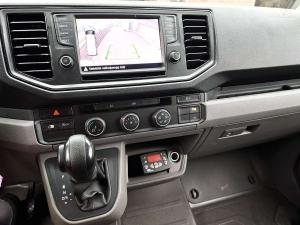 White Volkswagen Crafter 2019 in Taurage, with an engine capacity of 2.00 L and mileage of 217 thousand km for 15400 €, photo 13 on AUTOMOTO.COM.LV