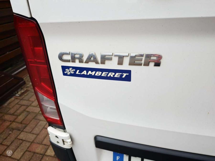 White Volkswagen Crafter 2019 in Taurage, with an engine capacity of 2.00 L and mileage of 217 thousand km for 15400 €, photo 17 on AUTOMOTO.COM.LV