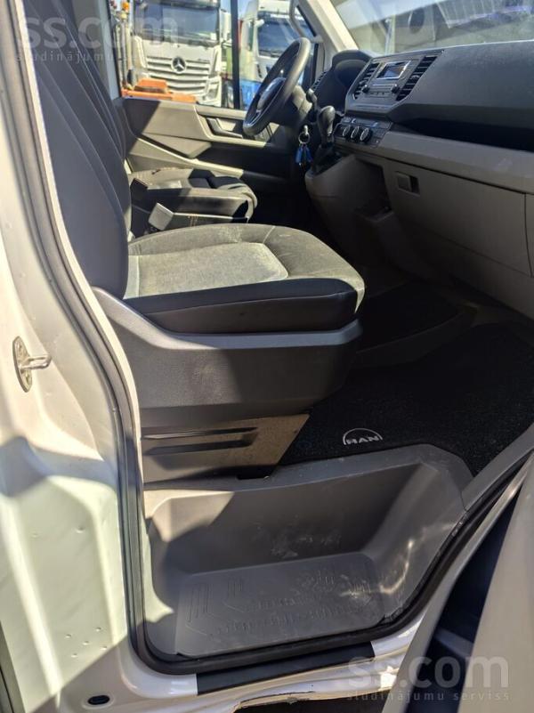 Balts Volkswagen Crafter 2019 Rīga, ar dzinēja tilpumu 2.00 L un nobraukumu 225 tūkst. km par 10750 €, foto 4 vietnē AUTOMOTO.COM.LV