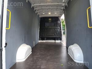 White Volkswagen Crafter 2019 in Riga, with an engine capacity of 2.00 L and mileage of 0 thousand km for 21175 €, photo 11 on AUTOMOTO.COM.LV