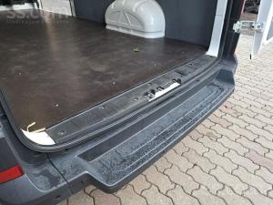 White Volkswagen Crafter 2019 in Riga, with an engine capacity of 2.00 L and mileage of 0 thousand km for 21175 €, photo 12 on AUTOMOTO.COM.LV
