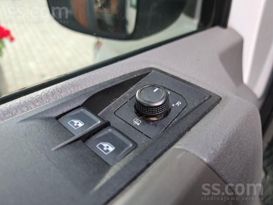 White Volkswagen Crafter 2019 in Riga, with an engine capacity of 2.00 L and mileage of 0 thousand km for 21175 €, photo 28 on AUTOMOTO.COM.LV