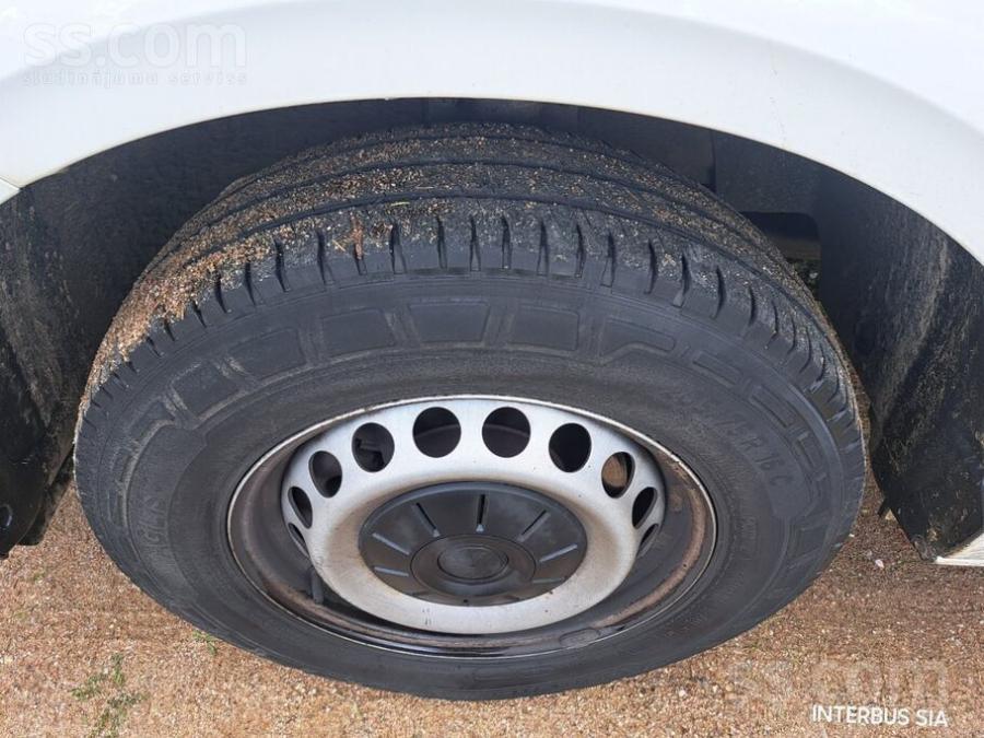 Balts Volkswagen Crafter 2019 Rīga, ar dzinēja tilpumu 2.00 L un nobraukumu 0 tūkst. km par 20812 €, foto 26 vietnē AUTOMOTO.COM.LV