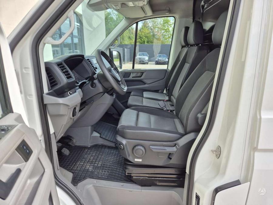 Balts Volkswagen Crafter 2019 Marijampole, ar dzinēja tilpumu 1.97 L un nobraukumu 258 tūkst. km par 18500 €, foto 12 vietnē AUTOMOTO.COM.LV