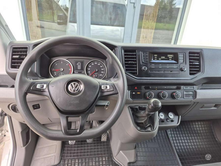 Balts Volkswagen Crafter 2019 Marijampole, ar dzinēja tilpumu 1.97 L un nobraukumu 258 tūkst. km par 18500 €, foto 15 vietnē AUTOMOTO.COM.LV