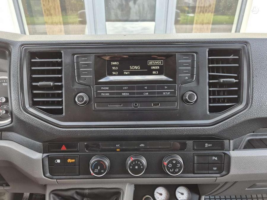 Balts Volkswagen Crafter 2019 Marijampole, ar dzinēja tilpumu 1.97 L un nobraukumu 258 tūkst. km par 18500 €, foto 17 vietnē AUTOMOTO.COM.LV