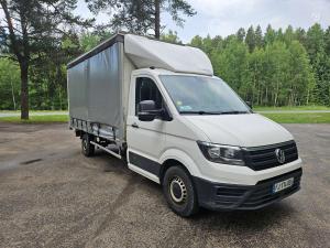 White Volkswagen Crafter 2019 in Taurage, with an engine capacity of 2.00 L and mileage of 265 thousand km for 12500 €, photo 5 on AUTOMOTO.COM.LV