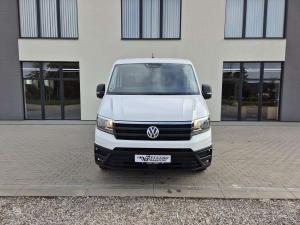 White Volkswagen Crafter 2019 in Marijampole, with an engine capacity of 1.97 L and mileage of 205 thousand km for 17500 €, photo 3 on AUTOMOTO.COM.LV