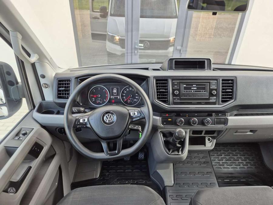 White Volkswagen Crafter 2019 in Marijampole, with an engine capacity of 1.97 L and mileage of 205 thousand km for 17500 €, photo 15 on AUTOMOTO.COM.LV