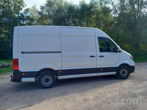 White Volkswagen Crafter 2019 in Jurmala, with an engine capacity of 2.00 L and mileage of 331 thousand km for 13800 €, photo 7 on AUTOMOTO.COM.LV