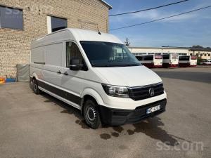 White Volkswagen Crafter 2019 in Saldus, with an engine capacity of 1.90 L and mileage of 281 thousand km for 17900 €, photo 1 on AUTOMOTO.COM.LV